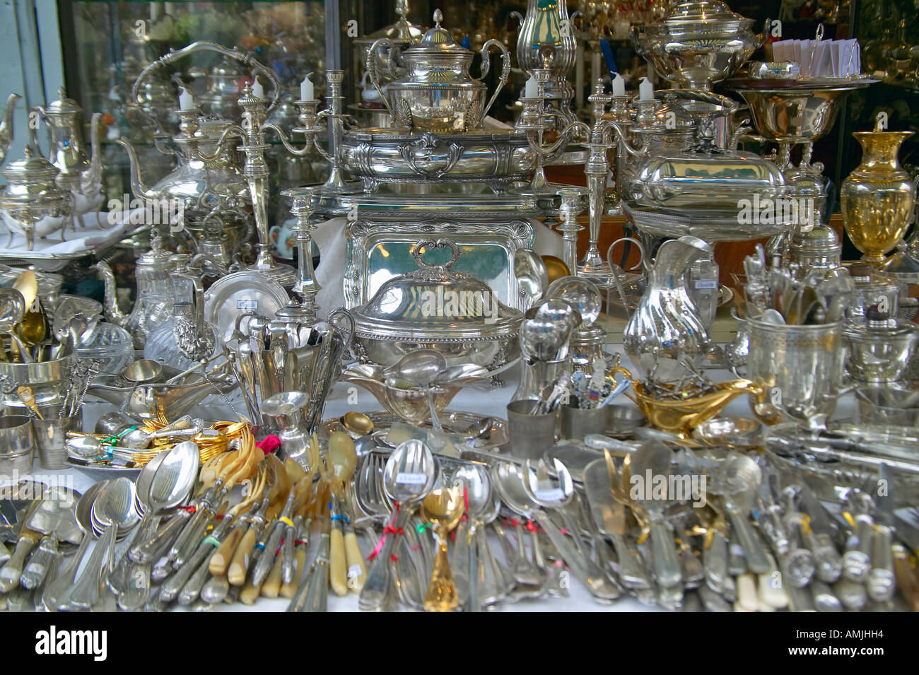 Silver goods hi-res stock photography and images - Alamy