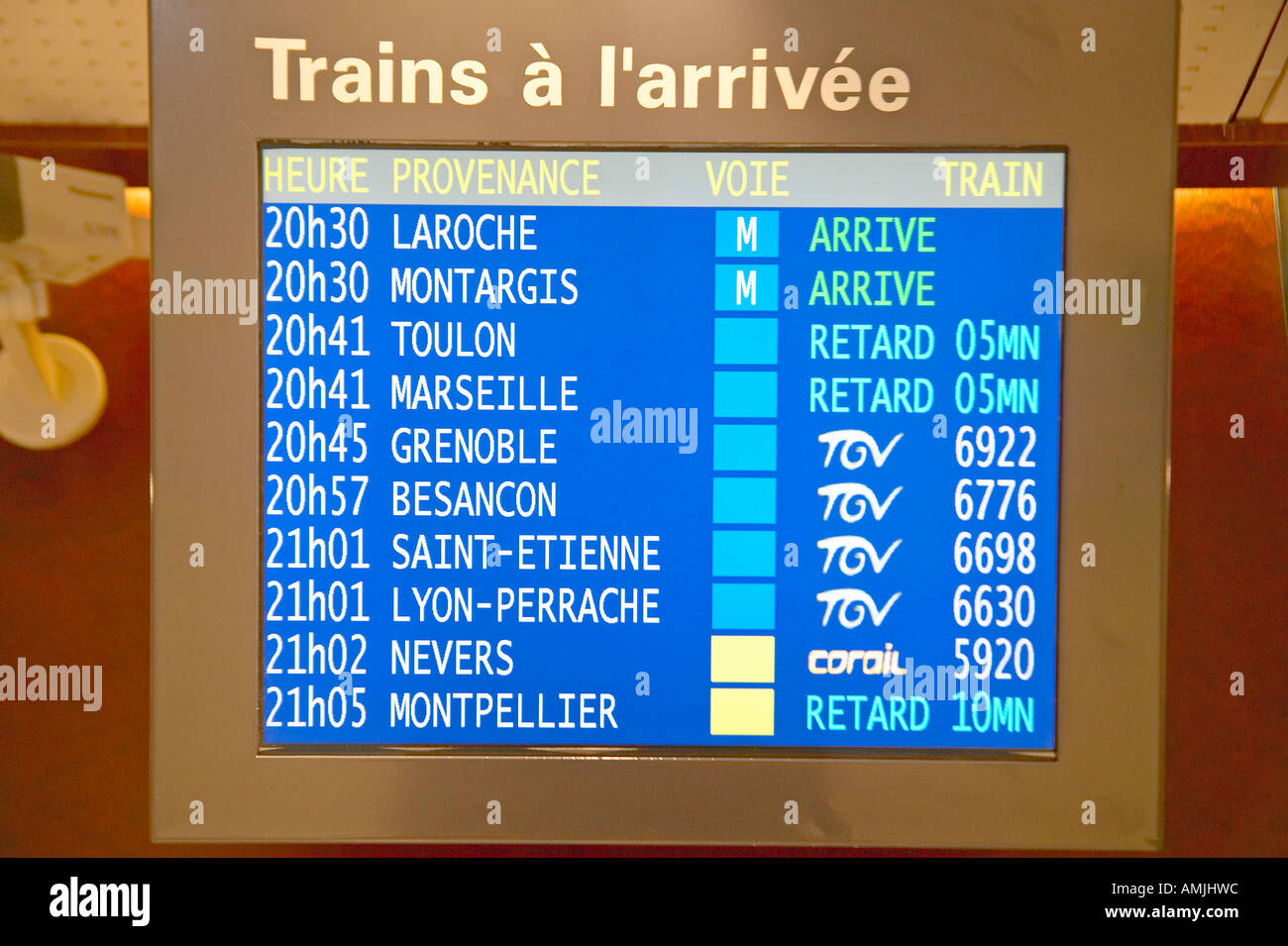 Train schedule monitor hi-res stock photography and images - Alamy