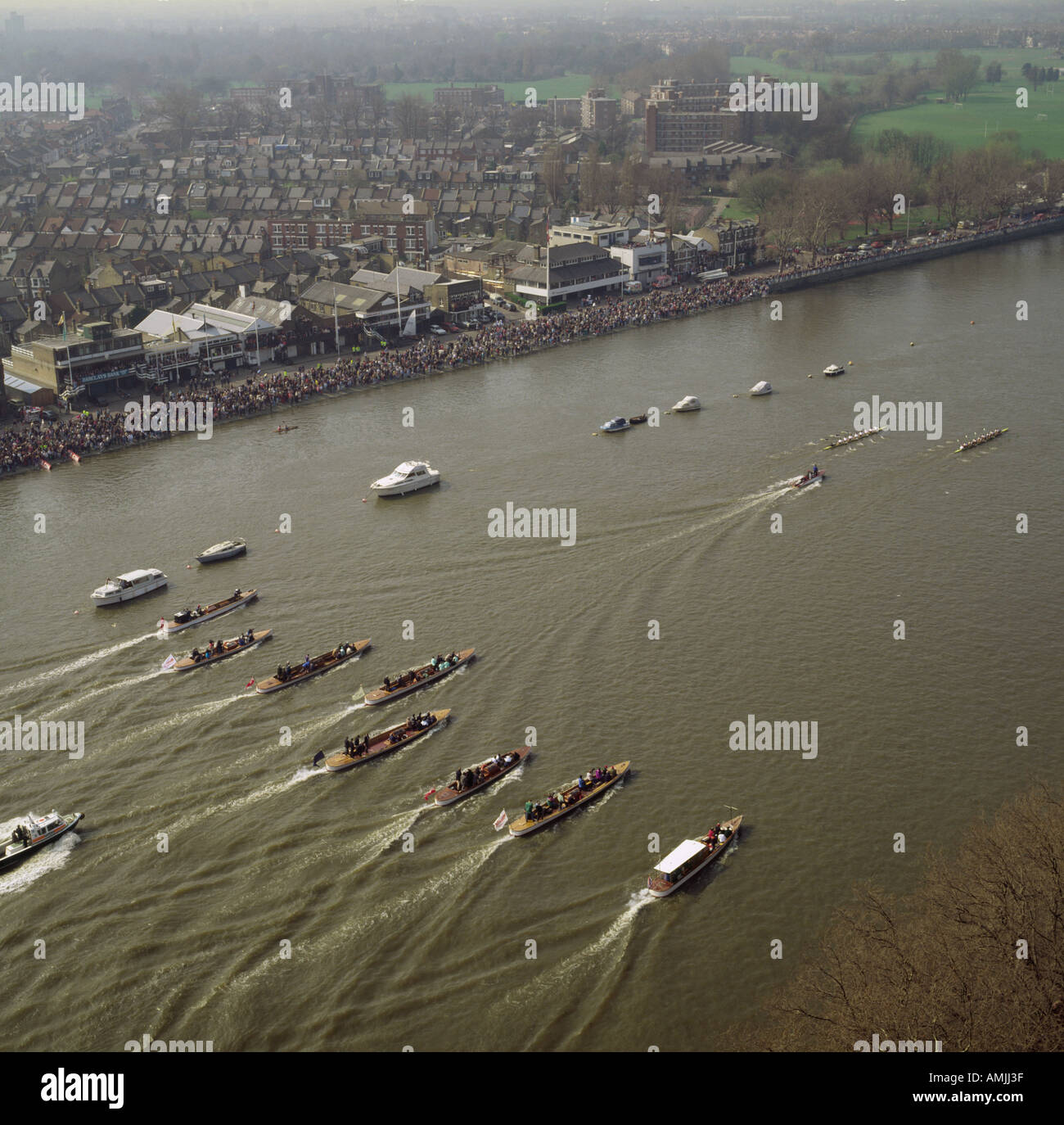 The Boat Race between Oxford and Cambridge universities on the River ...