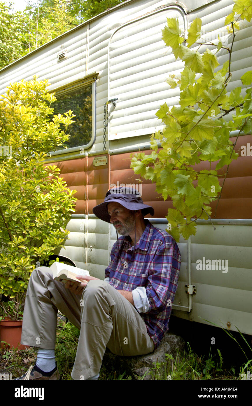 Reading caravan hi-res stock photography and images - Alamy