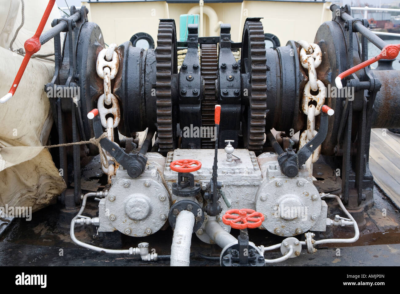 Steam powered driven winch windlass Stock Photo - Alamy