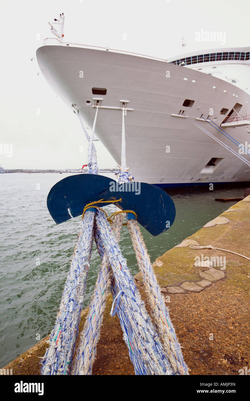 Warps hi-res stock photography and images - Alamy