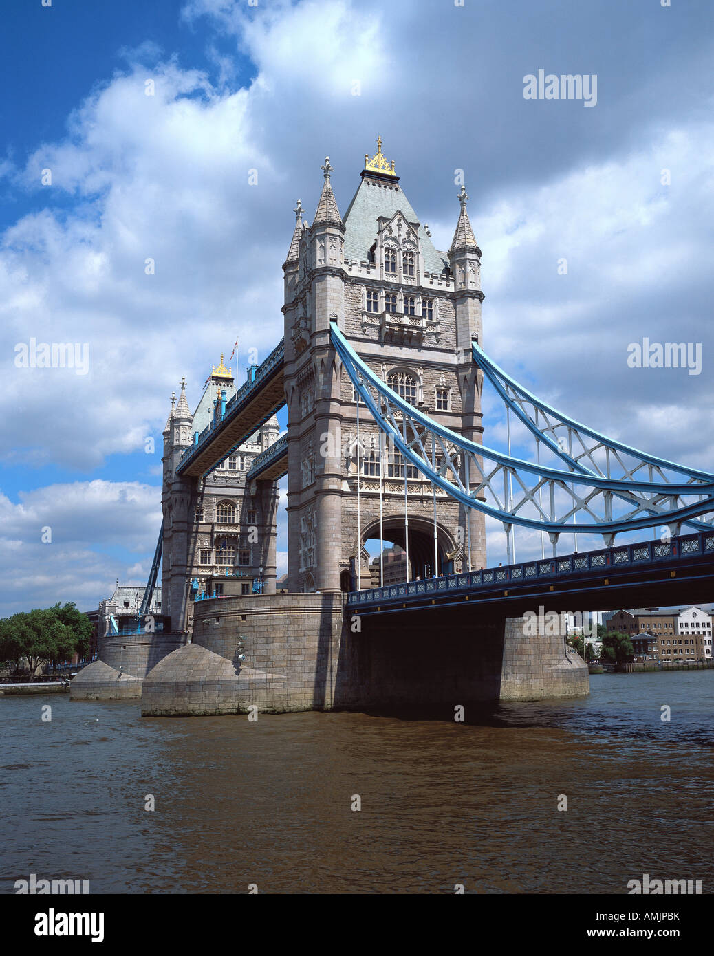 Contorted bridge hi-res stock photography and images - Alamy