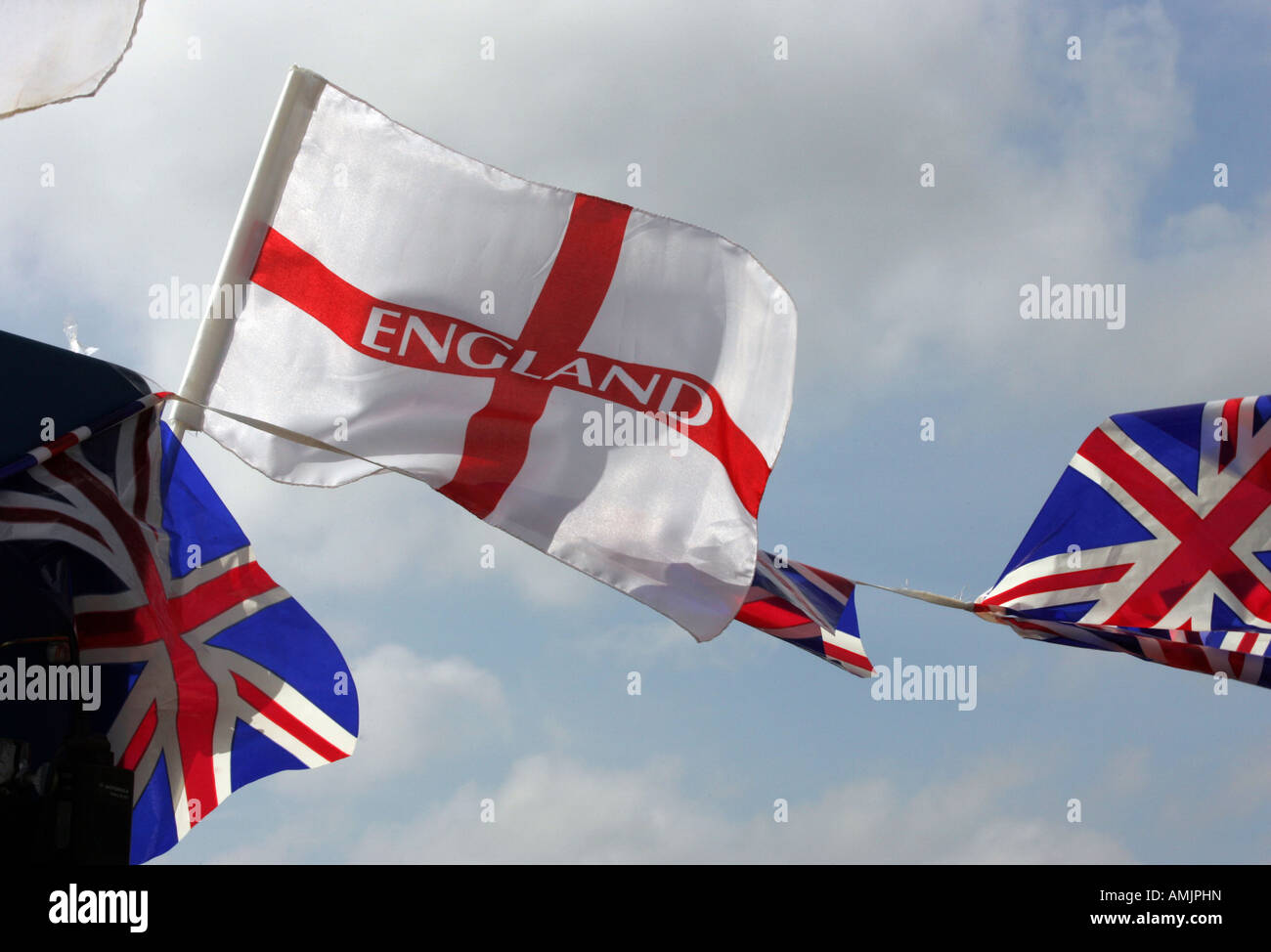 English flags hi-res stock photography and images - Alamy