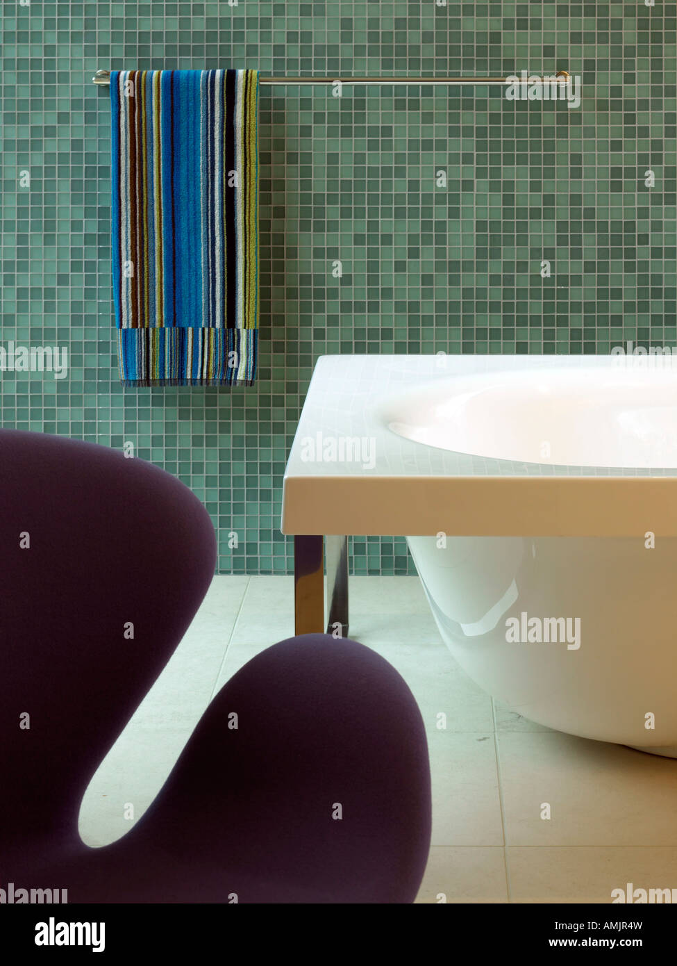 Bathroom home los angeles hi-res stock photography and images - Alamy