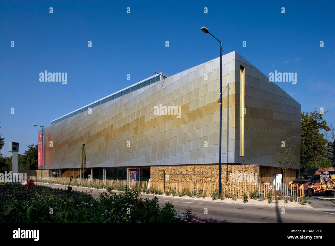 The Lightbox, Woking, Surrey Architect: Marks Barfield Stock Photo - Alamy