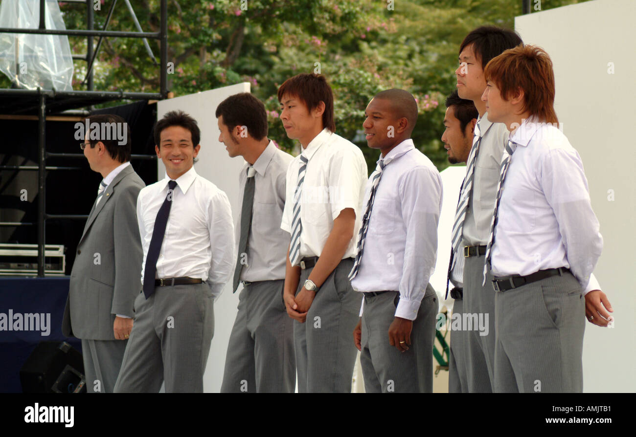 Purple sanga football team kyoto hi-res stock photography and images ...