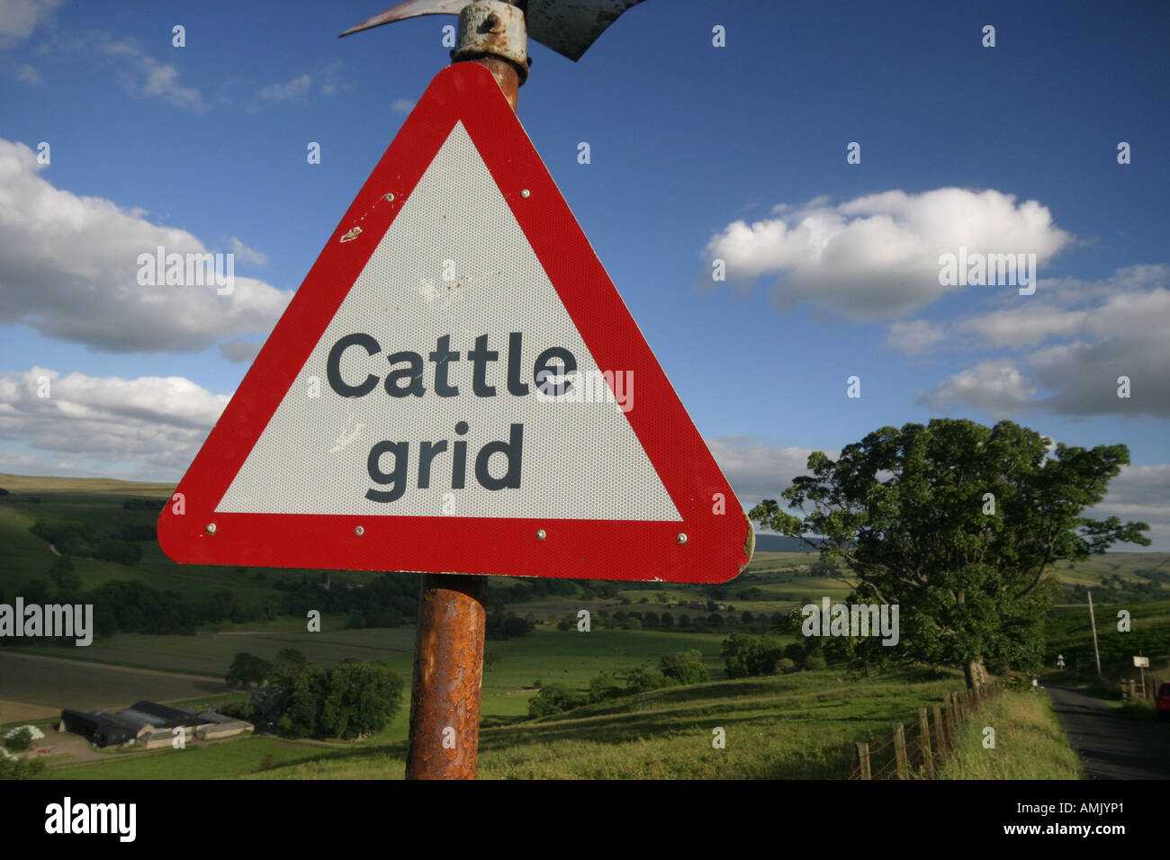 a cattle grid sign Stock Photo - Alamy