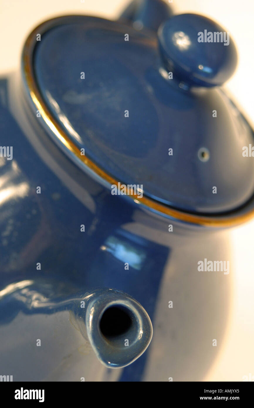 Teapot lids hi-res stock photography and images - Alamy