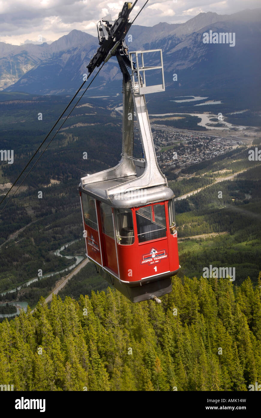 Jasper cable car hi-res stock photography and images - Alamy