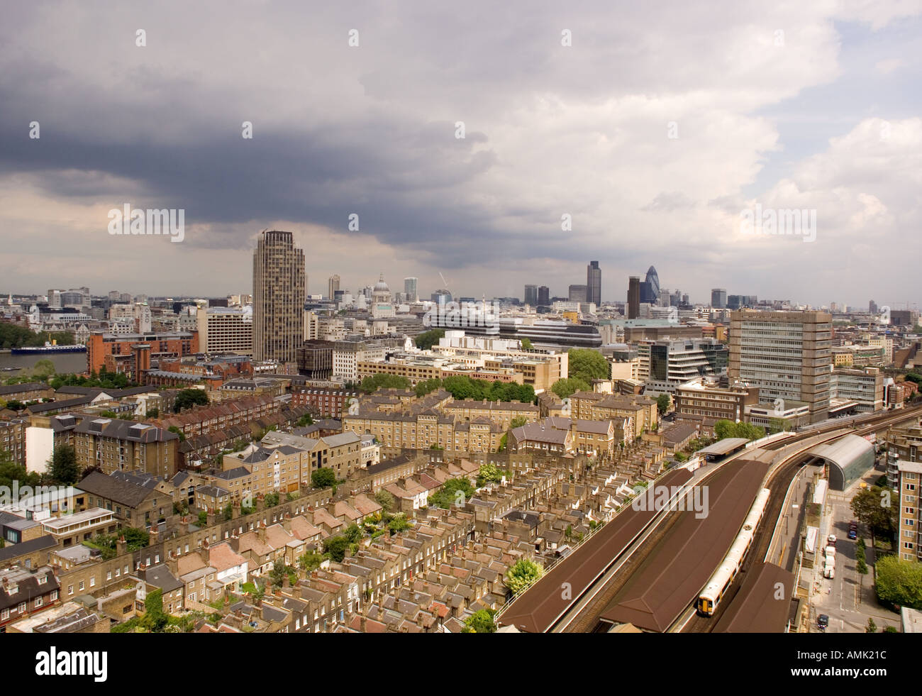 London skyline with train Stock Photo - Alamy