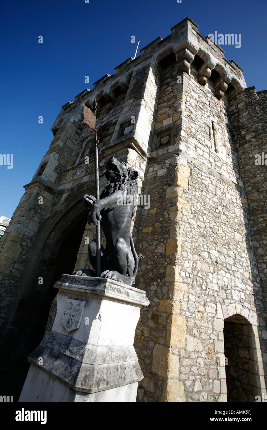 Bar gate southampton hi-res stock photography and images - Alamy