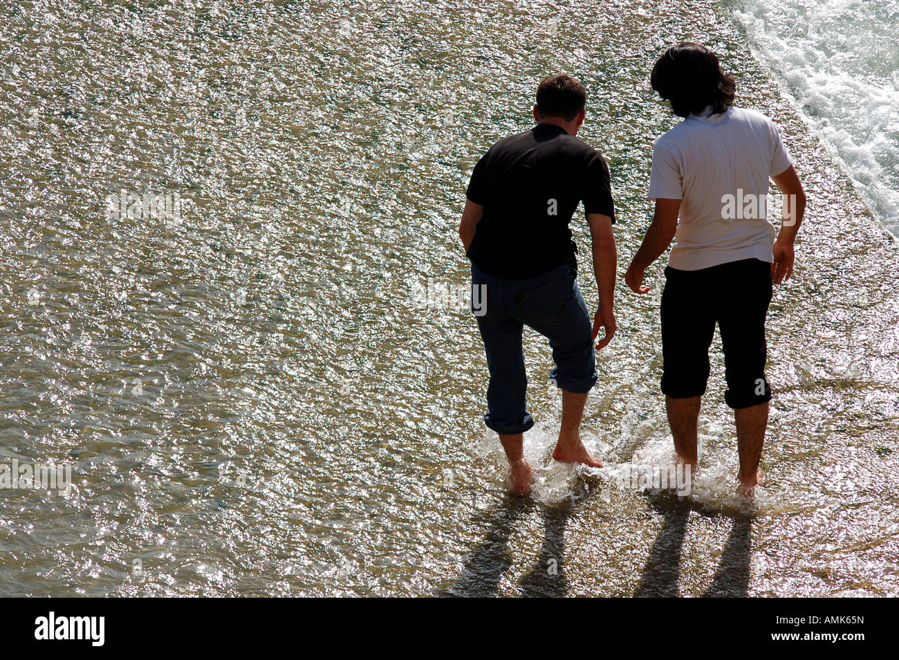 Iranian men hi-res stock photography and images - Alamy