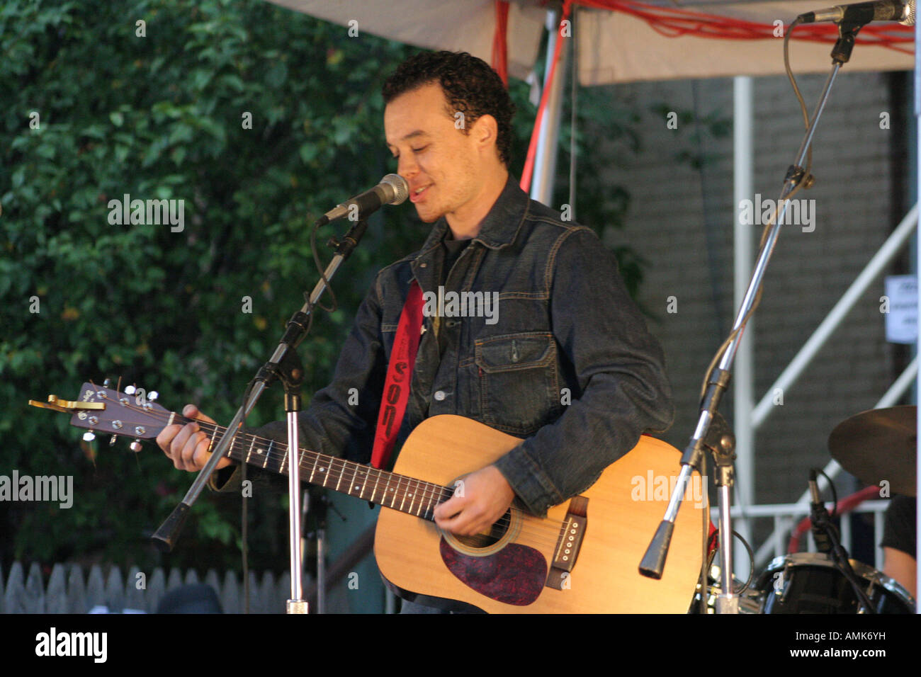 Handsome Dan performing at Dally in the Alley in Detroit, Michigan ...