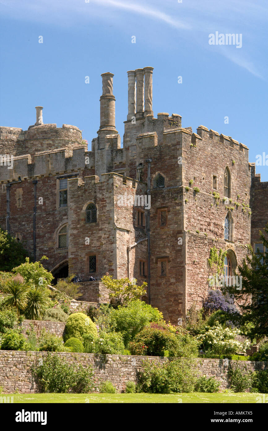 berkeley castle gloucestershire norman castle completed in 1153 by lord ...