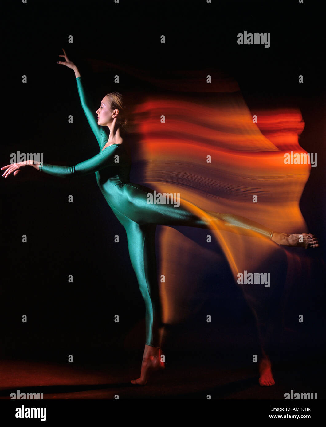 Doing the toe dance arabesque hi-res stock photography and images - Alamy