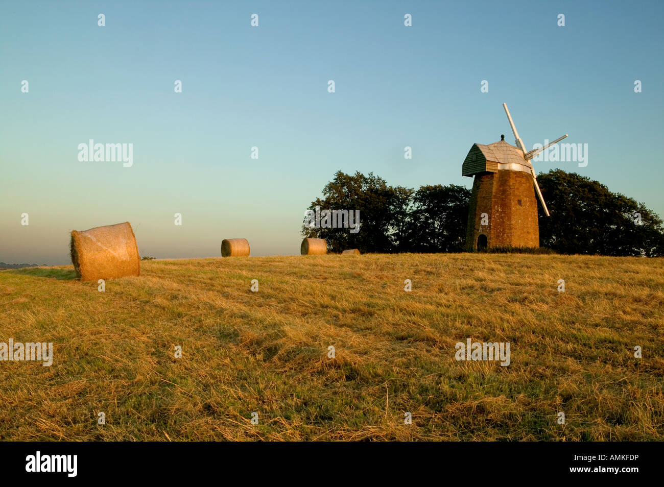 Tysoe windmill after harvest Stock Photo - Alamy