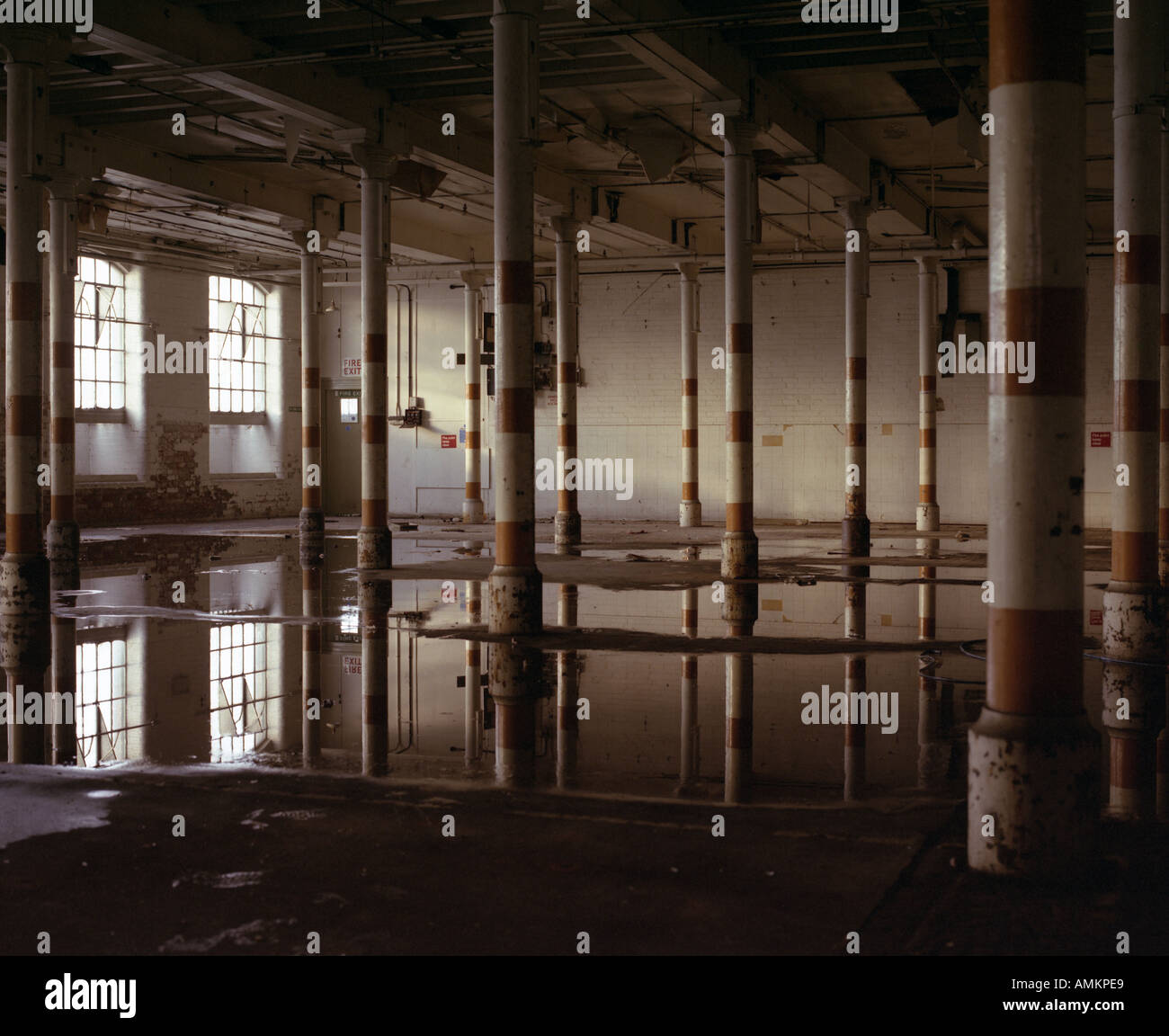 Pillars warehouse skeletal nostalgia ruin nottingham enland uk europe ...