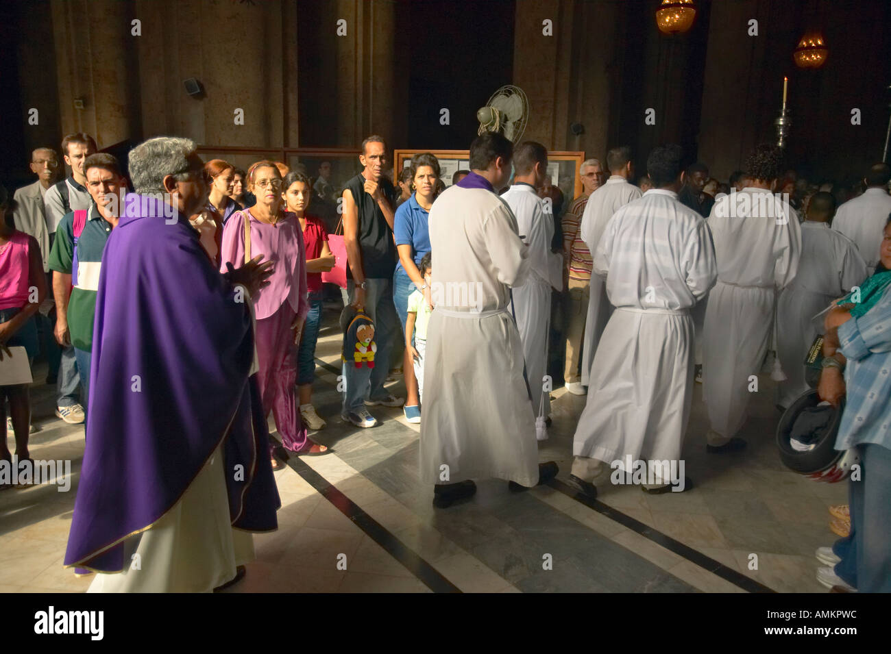 Catholic Sunday Sermon lead by Church officials at the Catedral de la ...