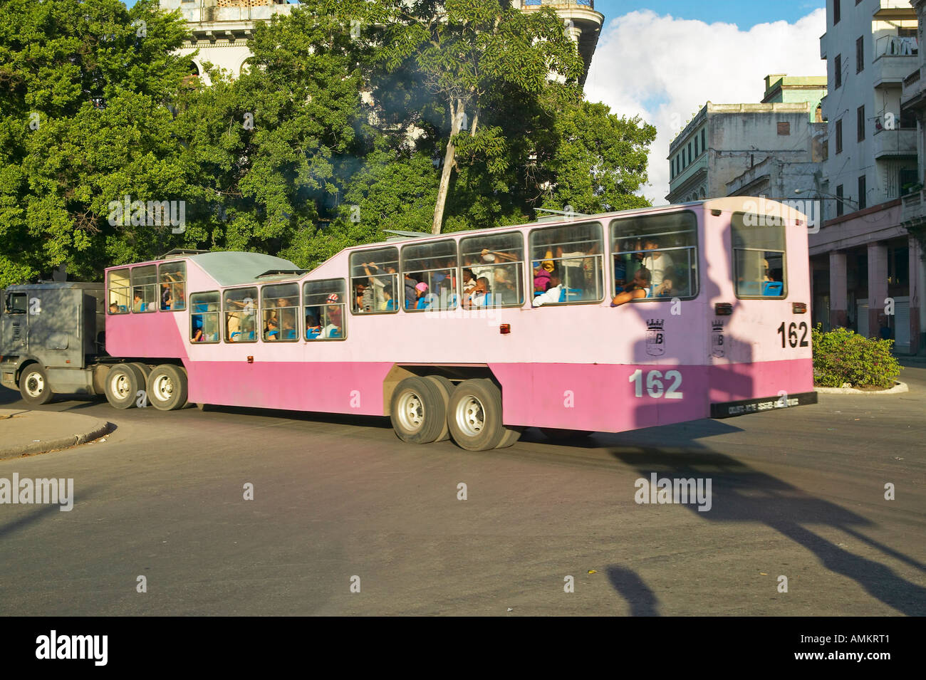 Camel bus cuba hi-res stock photography and images - Alamy