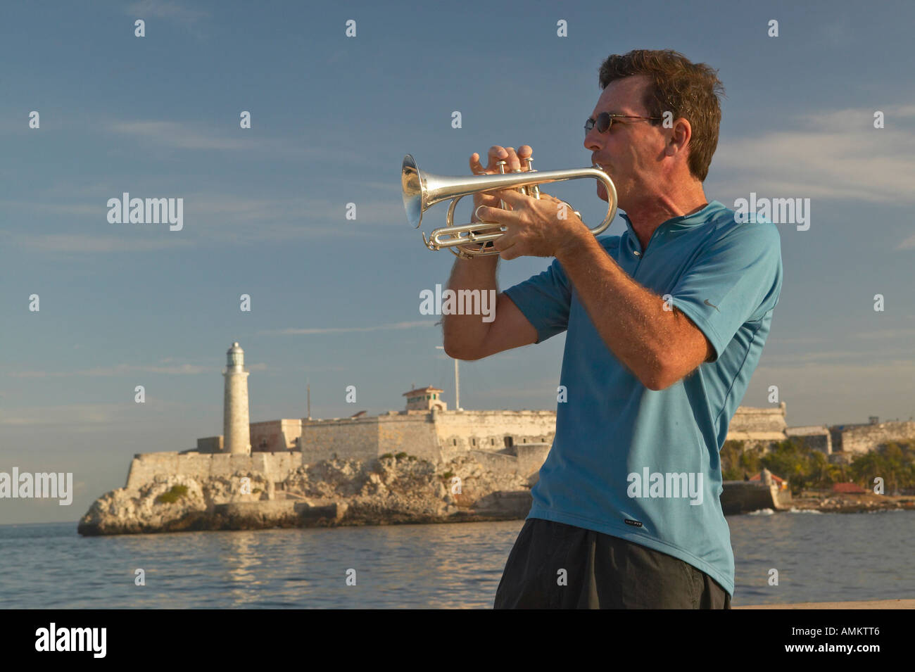 Military trumpet player hi-res stock photography and images - Alamy