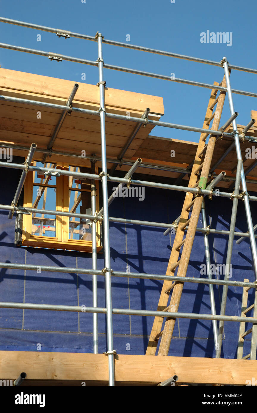 Timber scaffolding england hi-res stock photography and images - Alamy