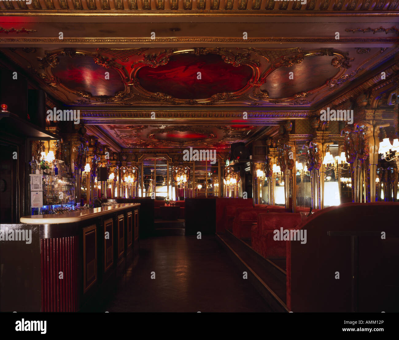 Cafe royal regent street hi-res stock photography and images - Alamy