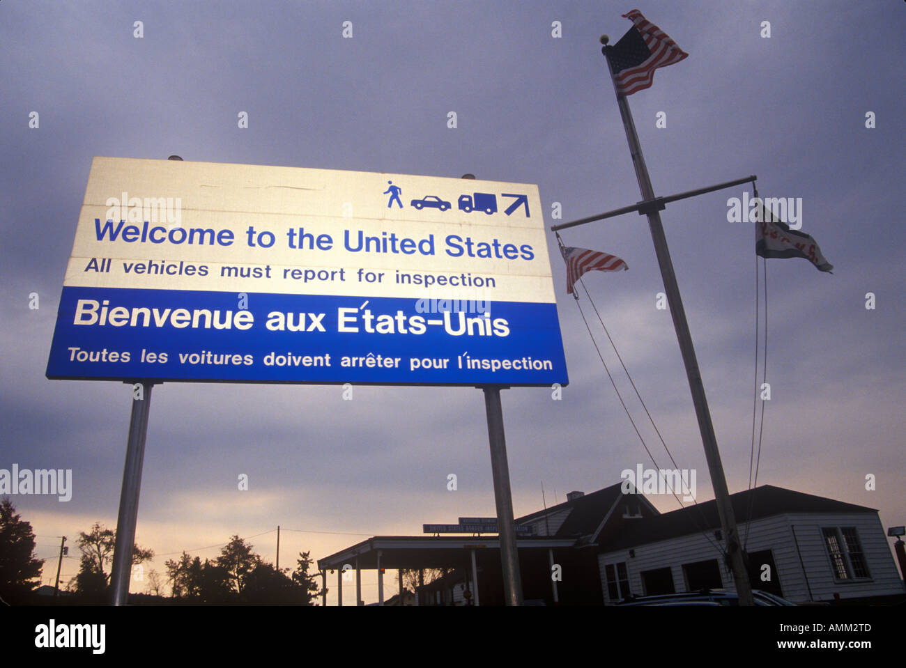 Welcome to United States sign in Richford VT Canada Stock Photo - Alamy