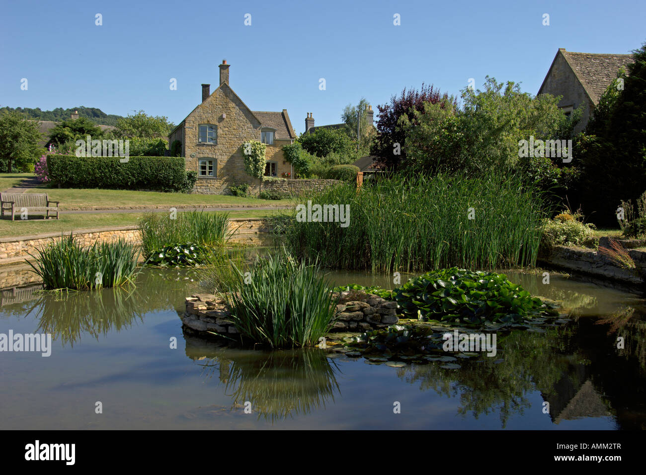 Willersey hi-res stock photography and images - Alamy