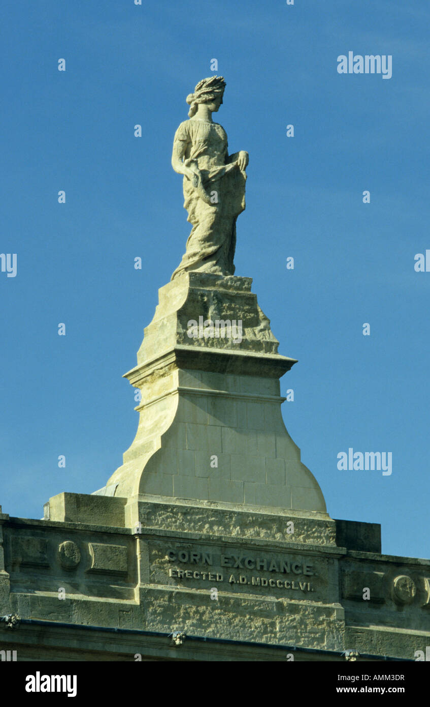 Statue to Ceres on Corn Exchange (errected 1856), Devizes, Wiltshire ...