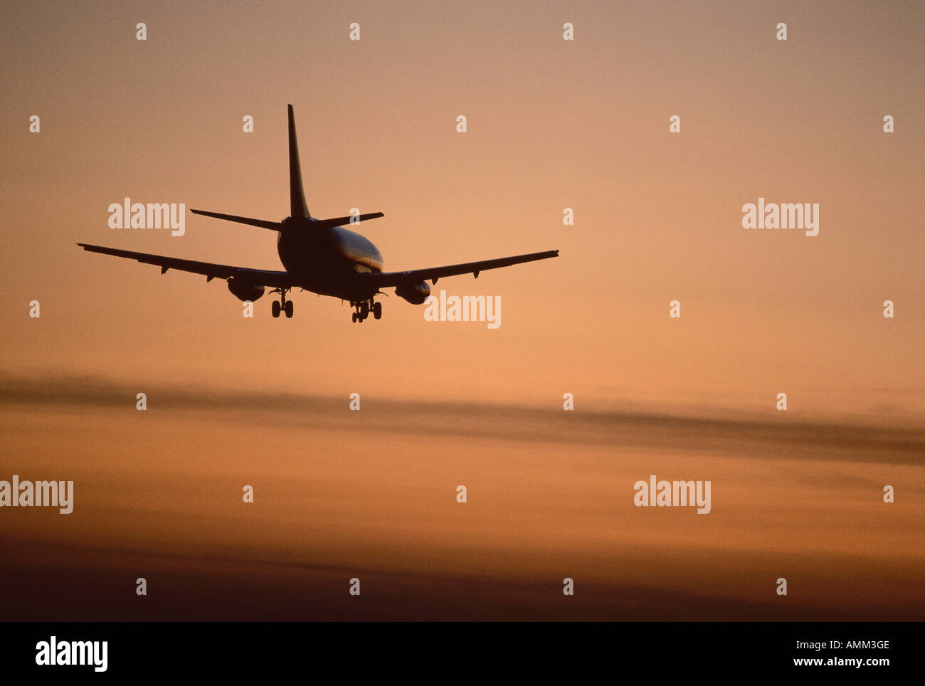 Jet Airplane Landing Stock Photo - Alamy