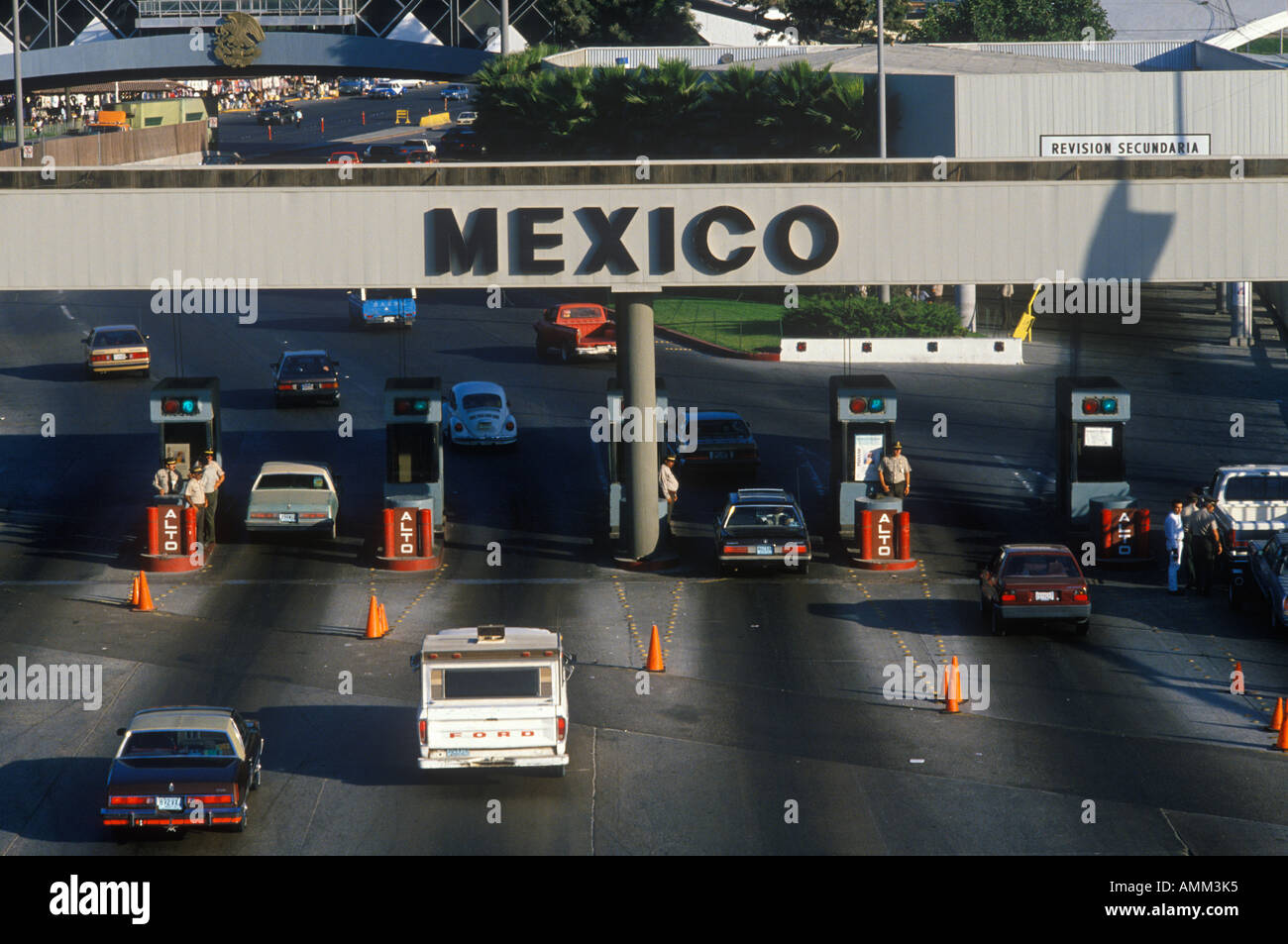 Tijuana mexico border hi-res stock photography and images - Alamy