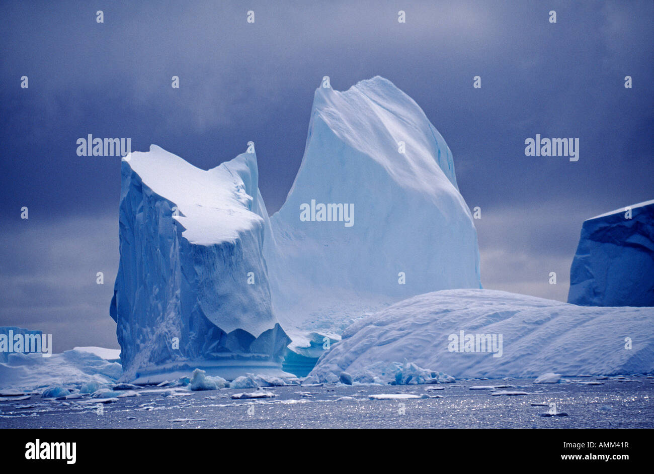 Blue icebergs iceberg pleneau island hi-res stock photography and ...