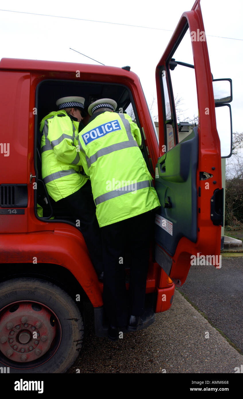 Traffic Police carrying out stop checks on vehicles Stock Photo - Alamy