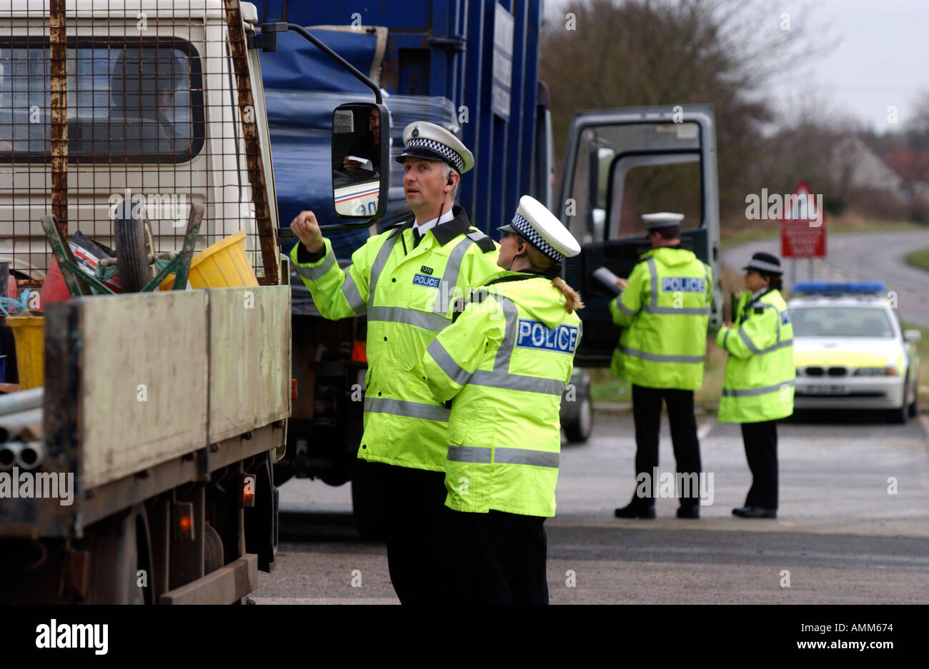 Traffic Police carrying out stop checks on vehicles Stock Photo - Alamy