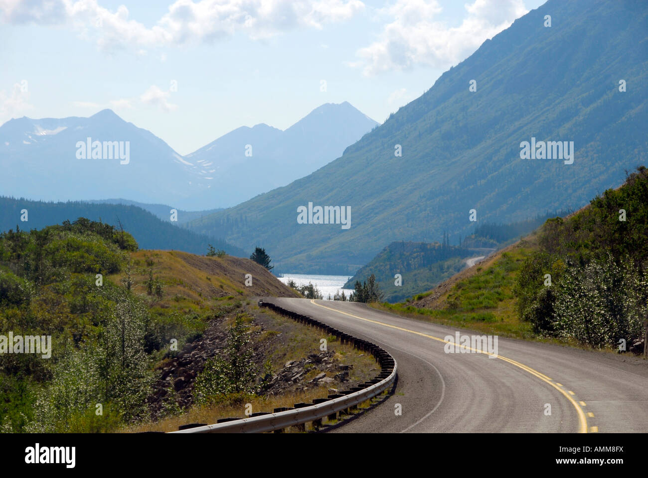 Lake tagish hi-res stock photography and images - Alamy