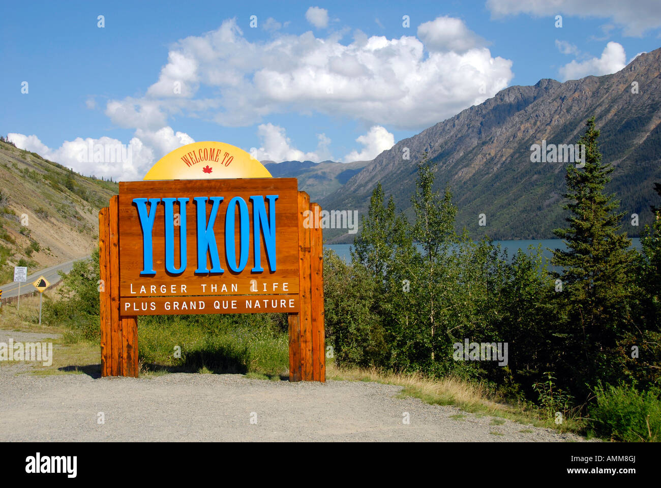 Welcome to Yukon Territory sign marker boundary YT Canada at border of ...