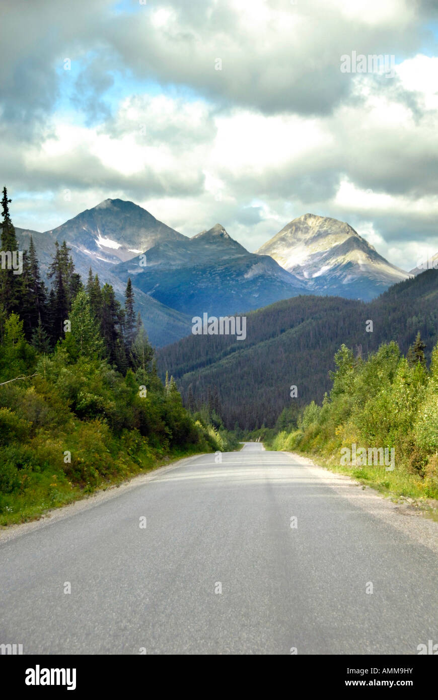Cassiar highway scene hi-res stock photography and images - Alamy