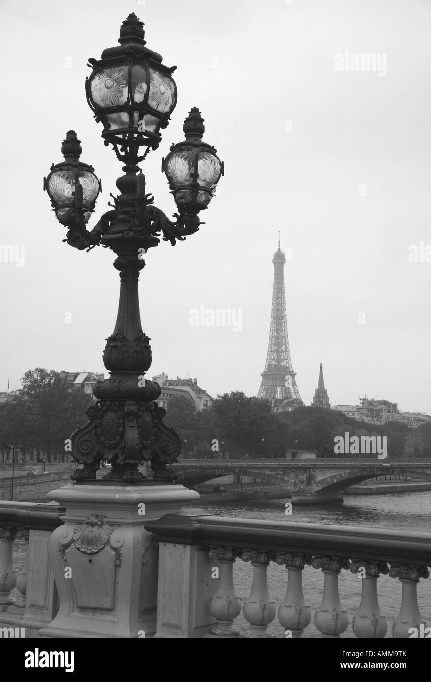 Pretty paris hi-res stock photography and images - Alamy