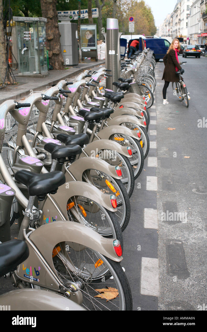 Free Velibe bicycle hire in Paris Stock Photo - Alamy