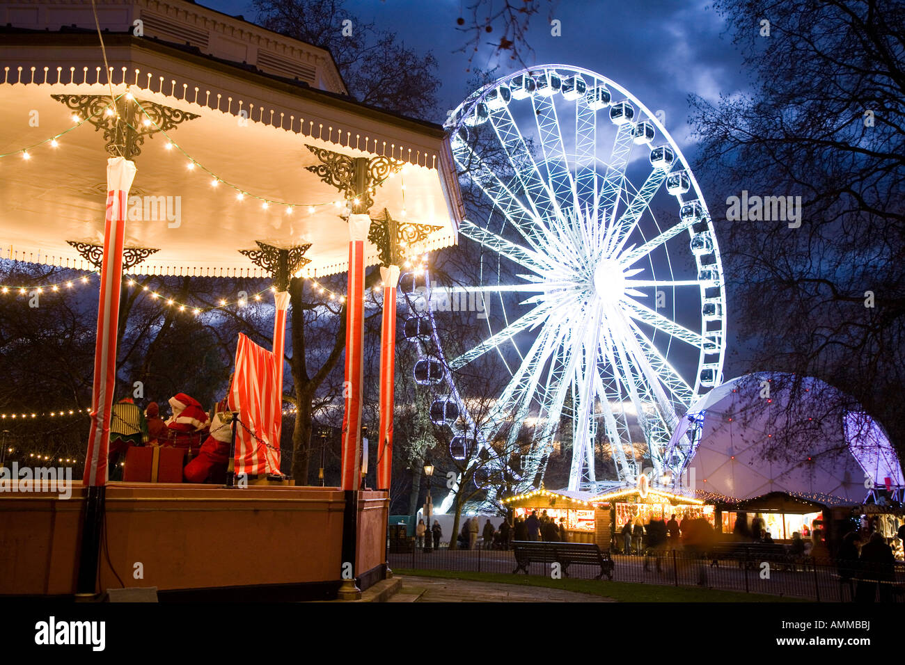Giant Ferris Wheel At The Hyde park Winter Wonderland Funfare London UK ...