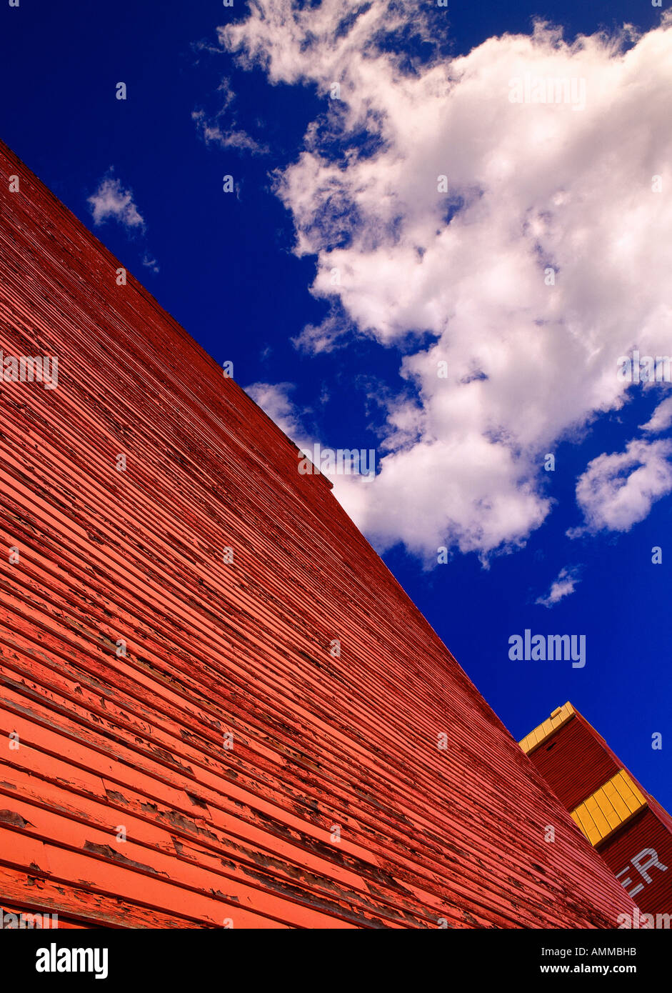 Prairie Elevator, Nanton, Alberta, Canada Stock Photo - Alamy