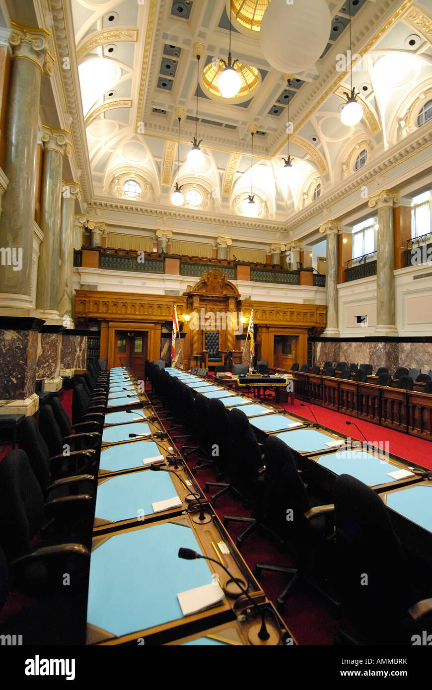 British columbia government capitol hi-res stock photography and images ...