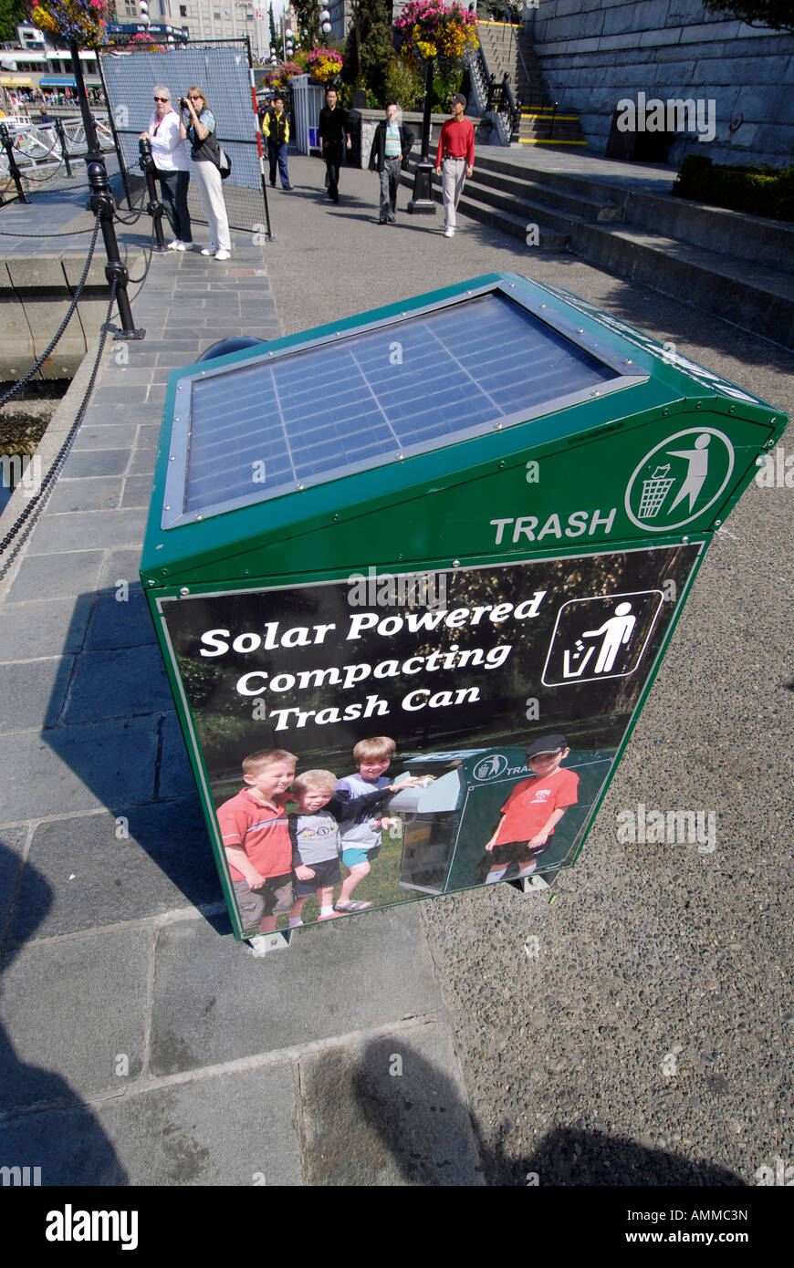 Solar powered harbour hi-res stock photography and images - Alamy