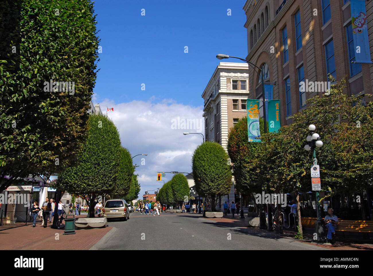 Victoria bc downtown scene hi-res stock photography and images - Alamy