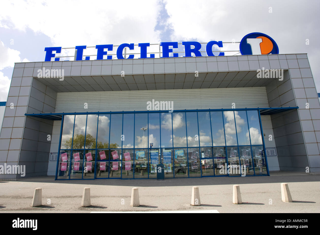 Entrance to E Leclerc superstore Le Havre France Stock Photo - Alamy