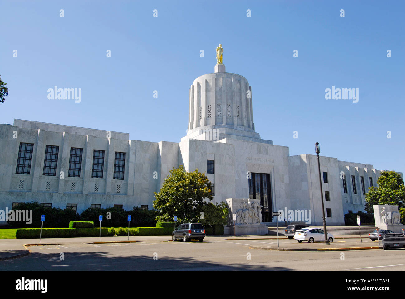 The State Capitol build at Salem Oregon Stock Photo - Alamy