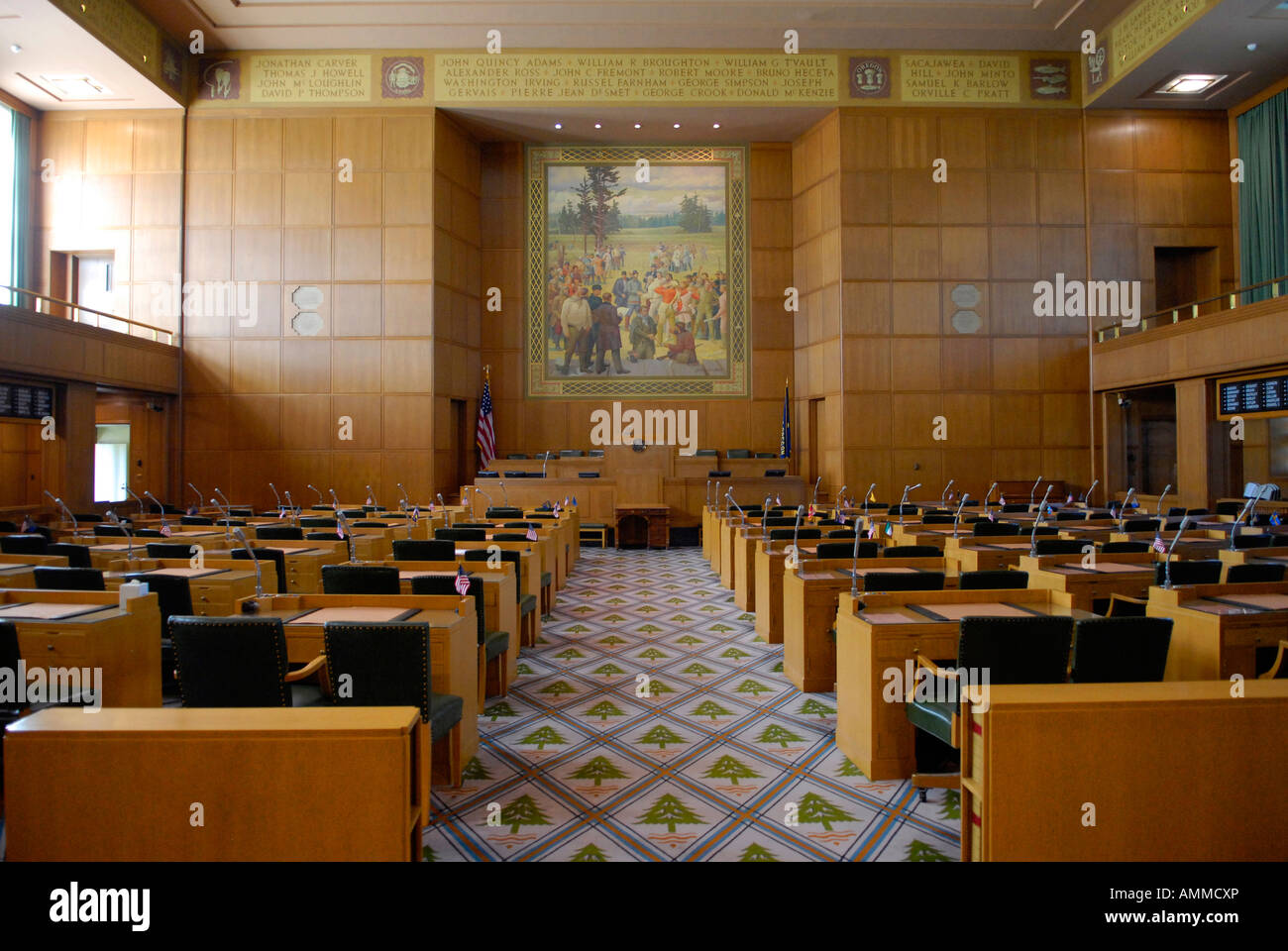 Oregon state legislative assembly hi-res stock photography and images ...