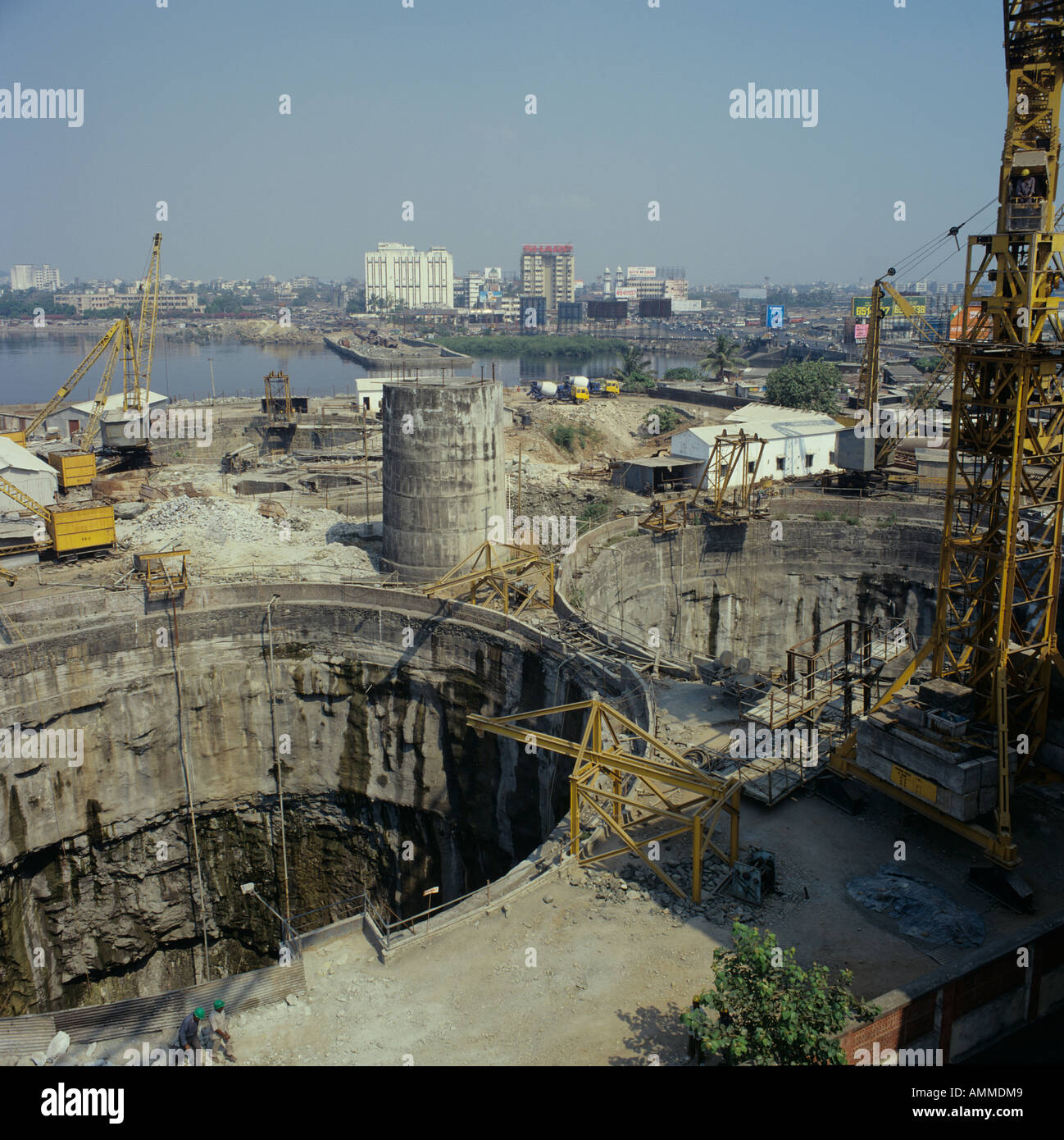 Construction of Mumbai Sewage Treatment Works Stock Photo - Alamy