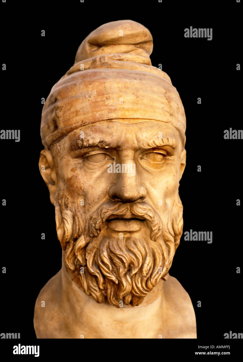 Dacian statue hi-res stock photography and images - Alamy